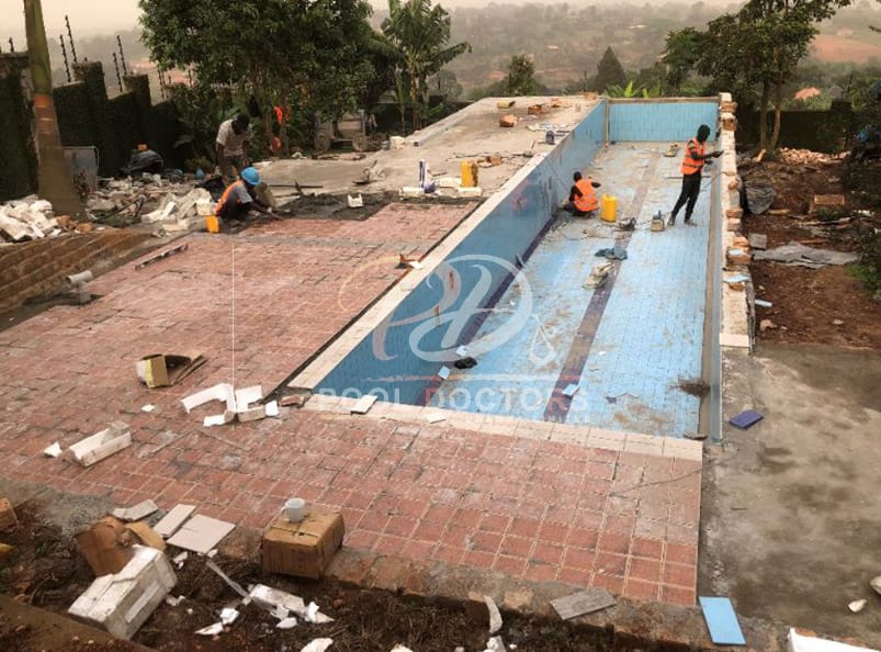 Kiti Infinity Pool Matuga, Wakiso District - Pool Doctors (U) Ltd